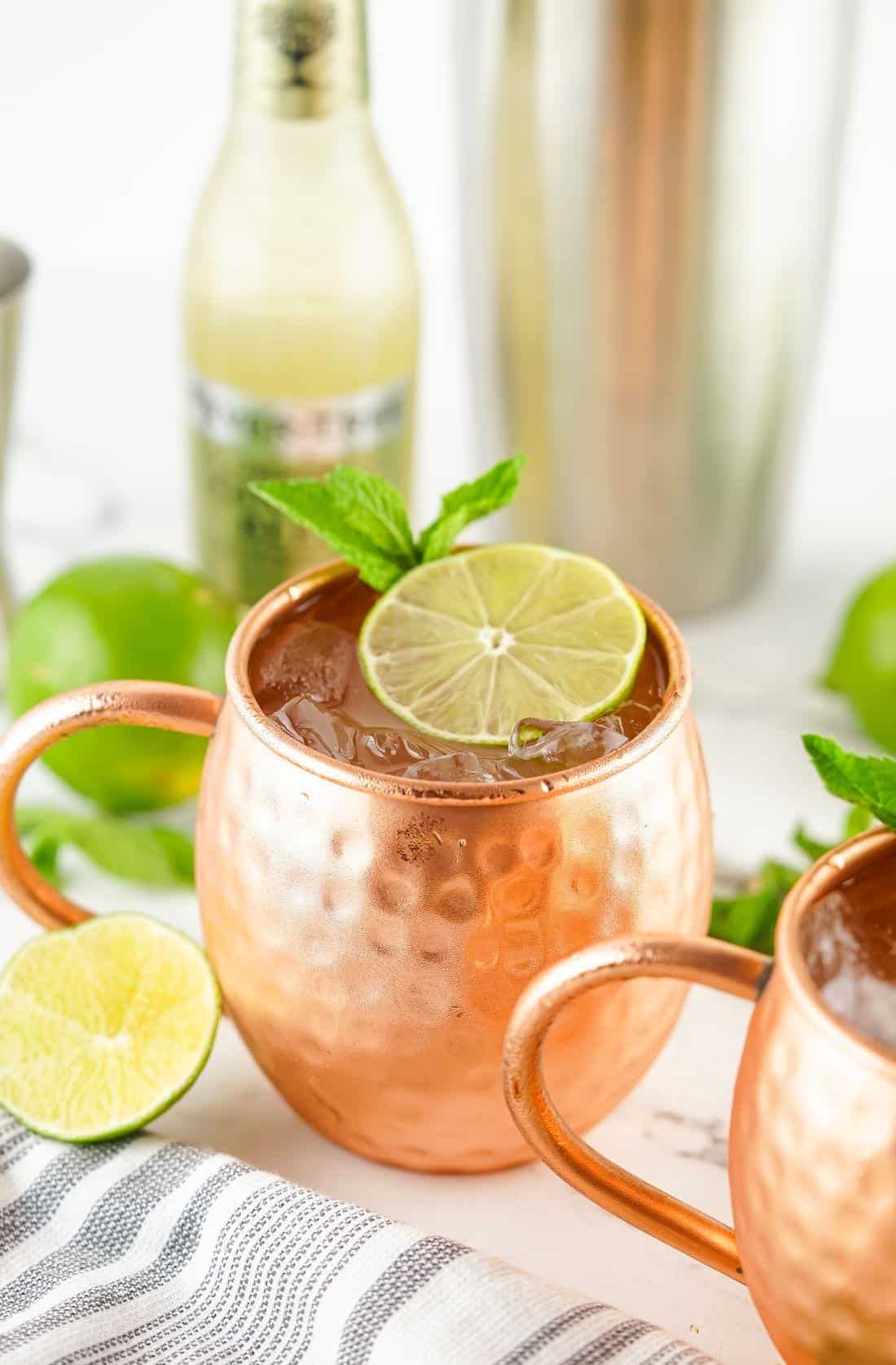 MOSCOW MULE COCKTAIL: SIMPLE & REFRESHING - Sweet and Savory Morsels
