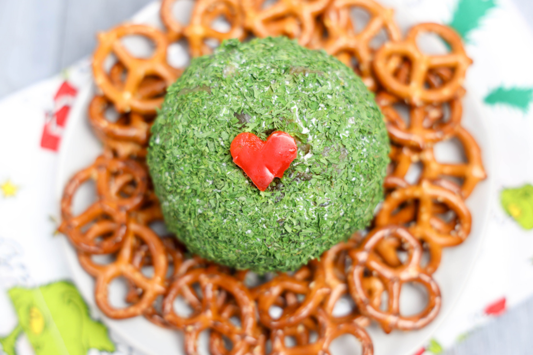 The Best Grinch Cheese Ball (Easy 10-Minute Holiday Appetizer)